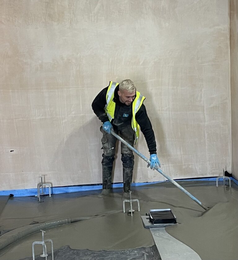 Self-levelling Screed London « Express Liquid Screeds Limited